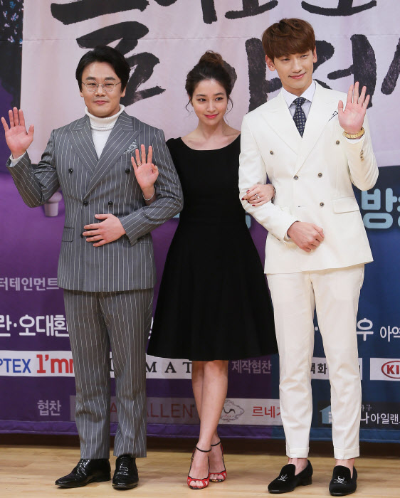 [화보]SBS 새 수목드라마 '돌아와요 아저씨' 제작발표회 현장